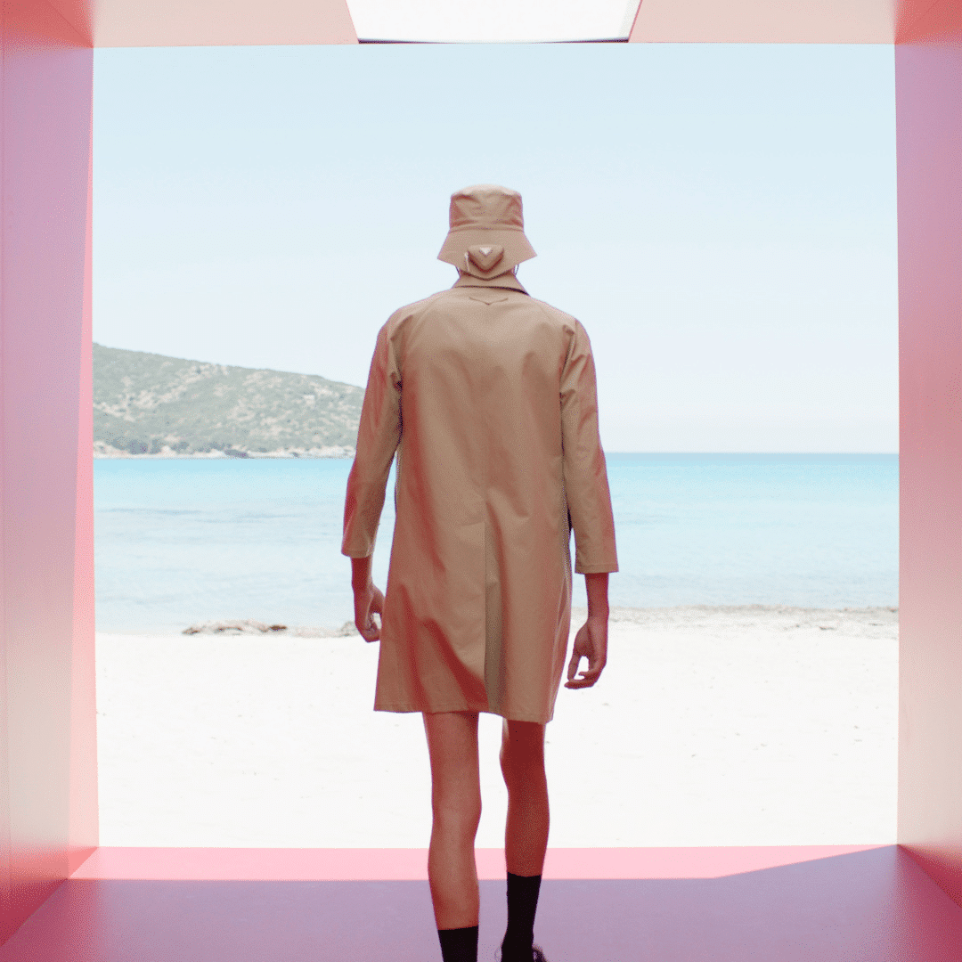 LES TERRITOIRES SCÉNIQUES DE PRADA