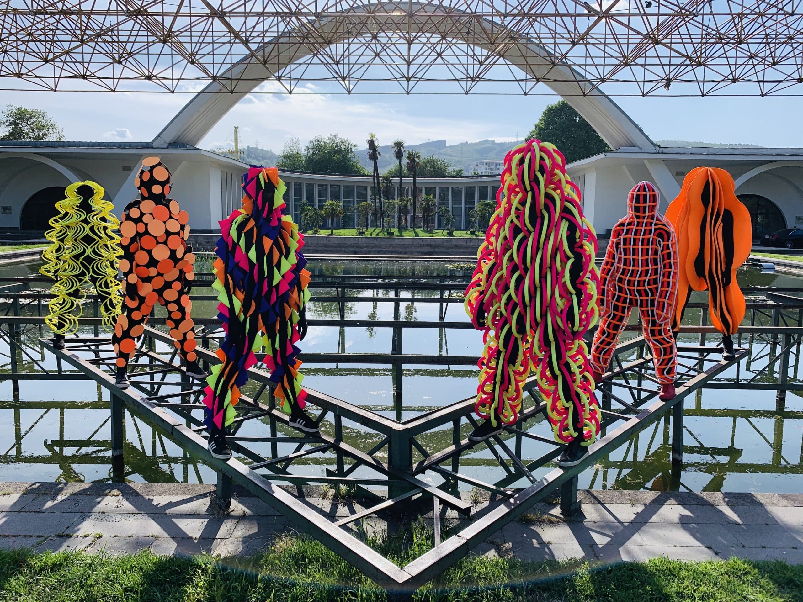 ROMAN ERMAKOV : L’ARTE IN MOVIMENTO - ACUMEN 31