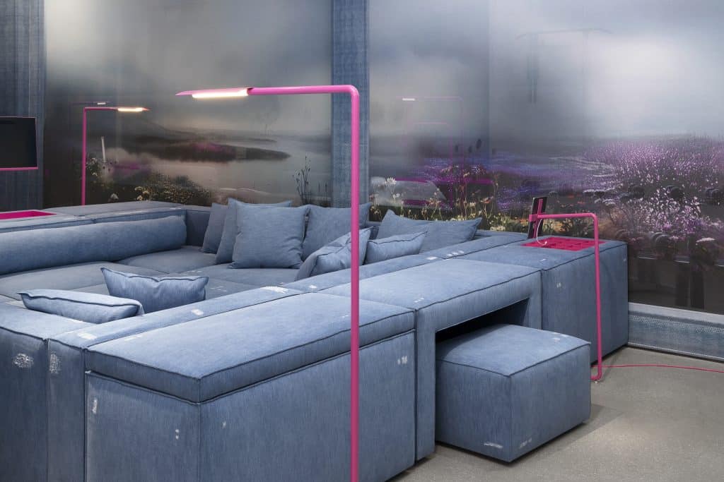 DENIM, LA PRIMERA EXPOSICIÓN INDIVIDUAL DE HARRY NURIEV