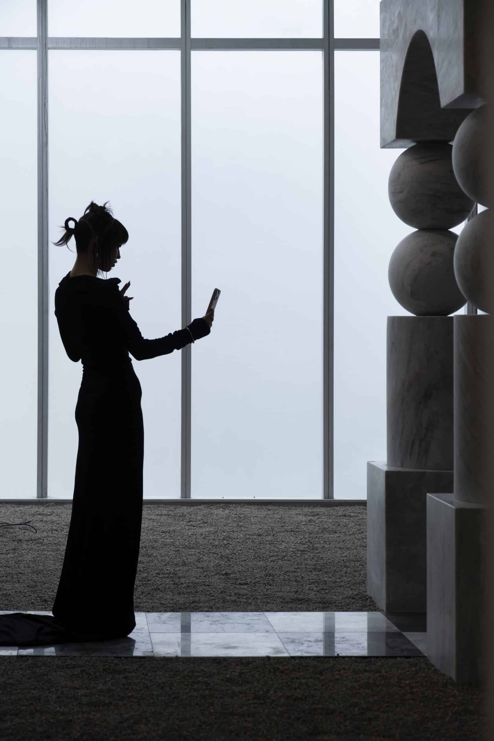 PILAR ZETA & EL FUTURISMO MÍTICO - ACUMEN 33