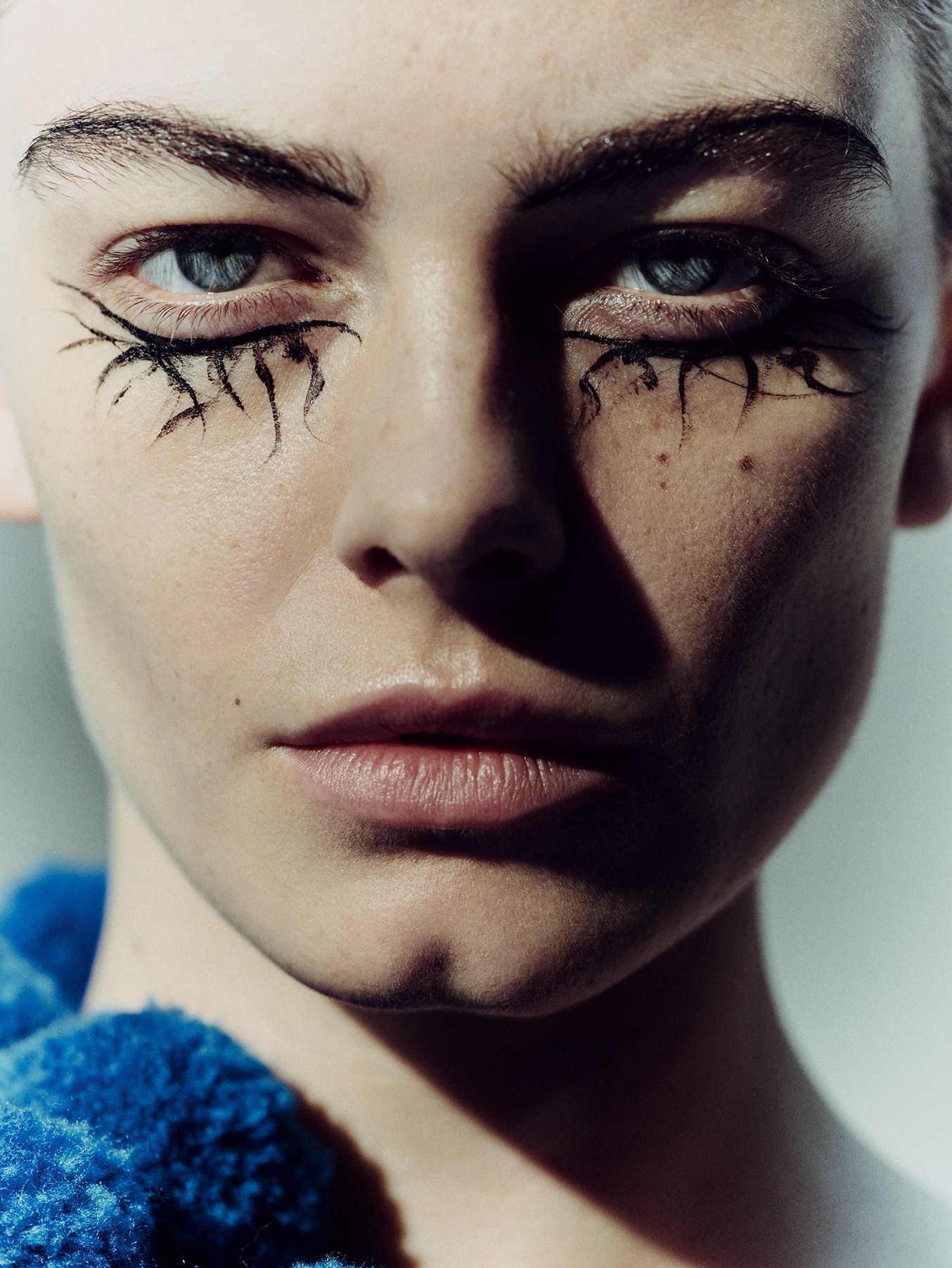 LUCIA PIERONI, UNA VISIÓN FUERTE E IMPACTANTE DEL MAQUILLAJE - Galerie ...