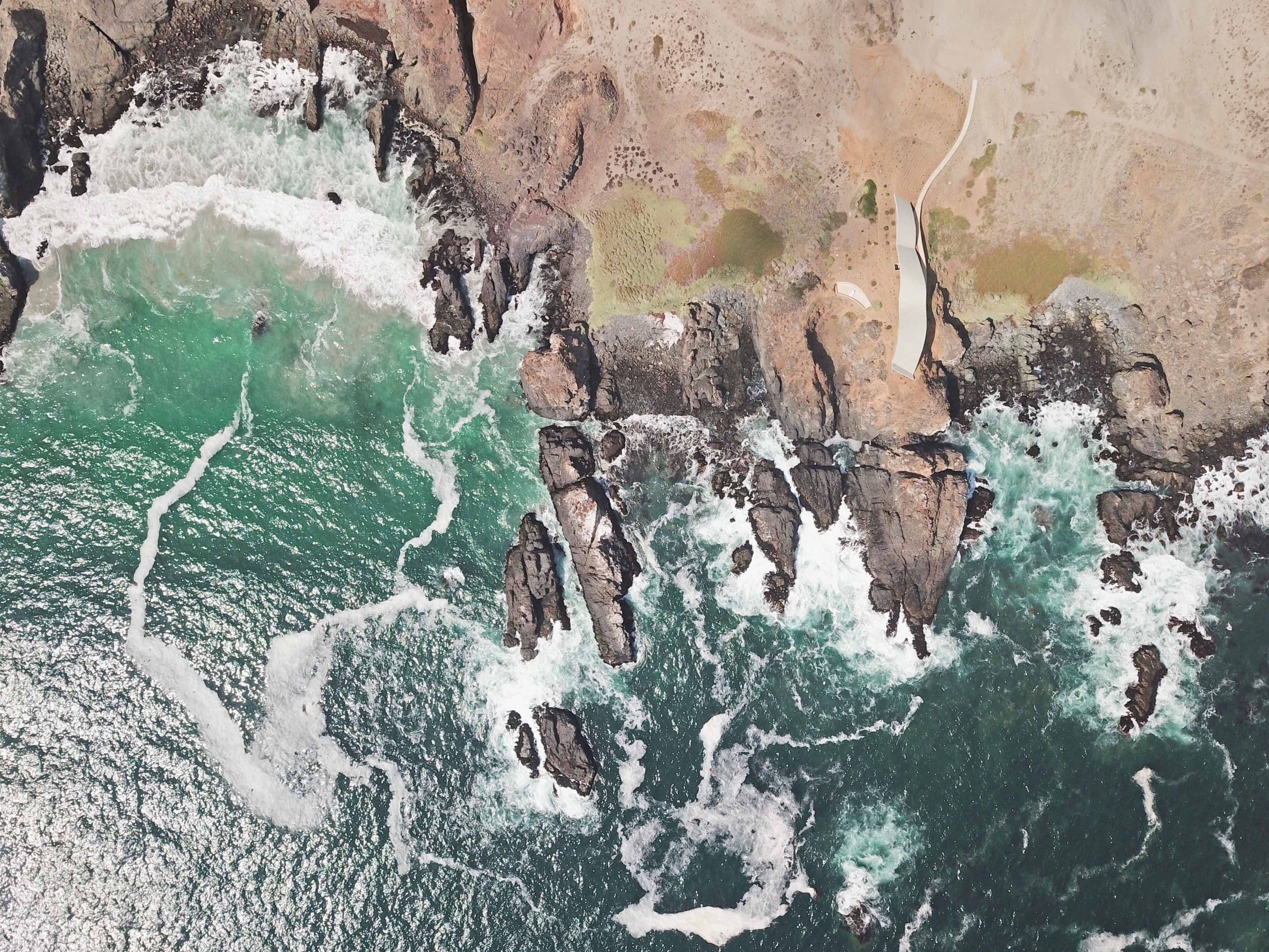 LOS VILOS, L'ONDA DI CEMENTO DI RYUE NISHIZAWA - Galerie Joseph